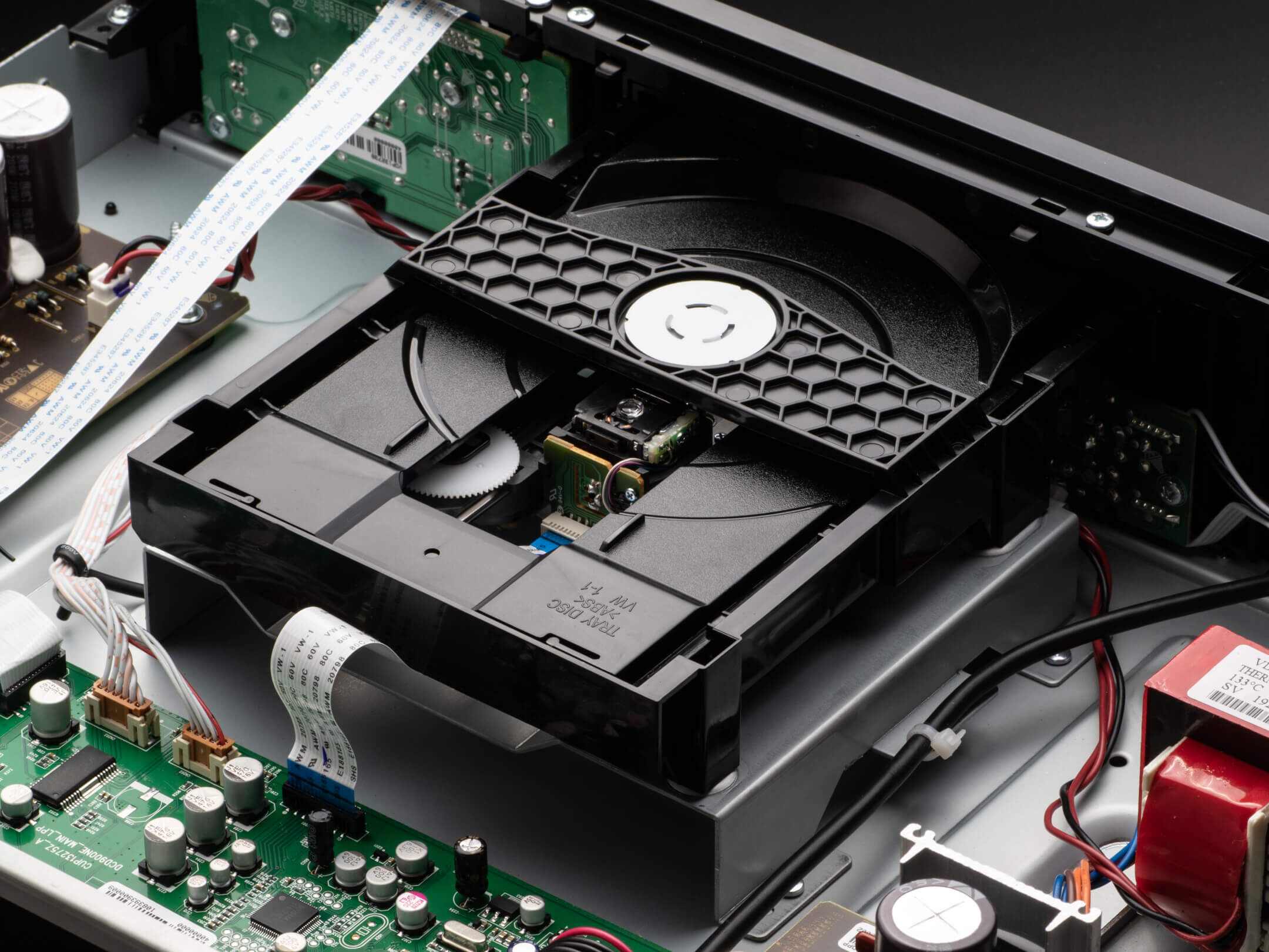 DCD-900NE - CD Player with Advanced AL32 Processing Plus and USB ...