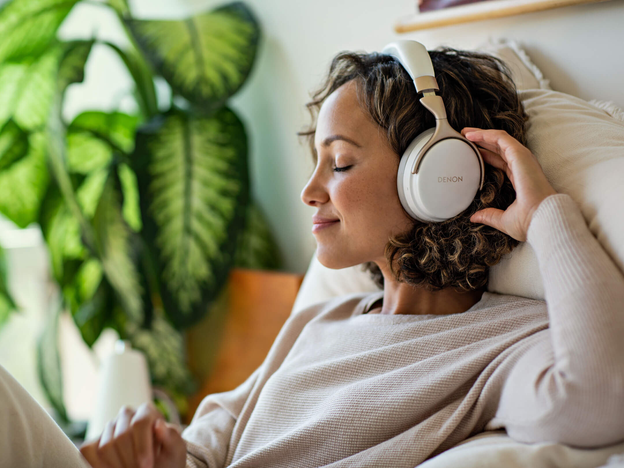 AH-GC30 - Wireless premium Headphones with active noise cancelling ...